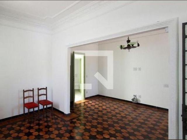 Casa à Venda Lourdes, 2 Quartos, 165 m² Belo Horizonte