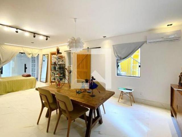 Casa à Venda Lourdes, 3 Quartos, 153 m² Belo Horizonte