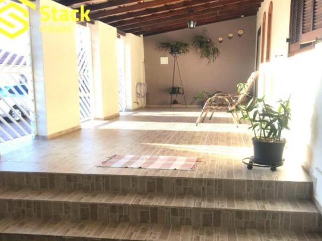 Casa a Venda, localizada na casa Vila Rami, Jundiaí SP, Com 328 m² de construção em um terreno de