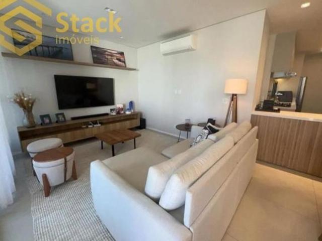 CASA À VENDA LOCALIZADA NO CONDOMÍNIO RESERVA ERMIDA BAIRRO ELOYCHAVES JUNDIAÍ/SP! COM 3 SUÍTES
