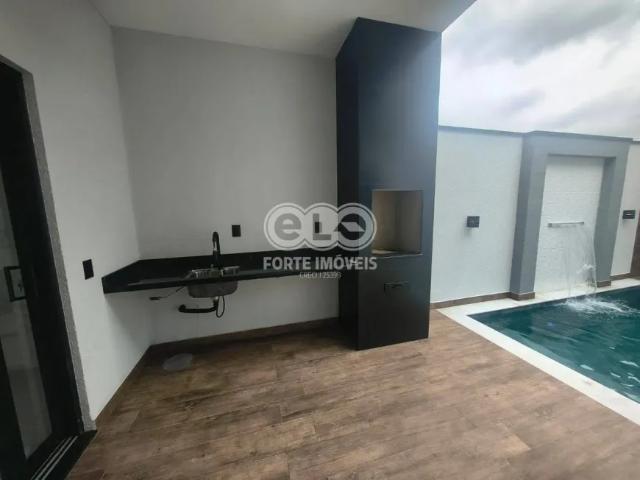 Casa á Venda localizado no bairro Bom Sucesso em Indaiatuba Sp