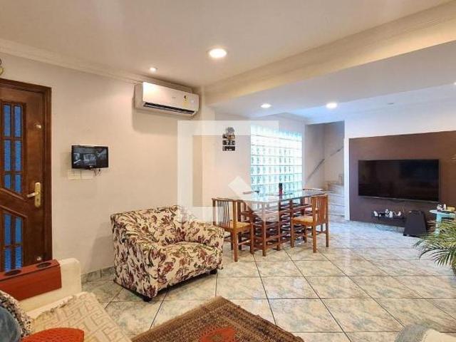 Casa à Venda Lapa, 4 Quartos, 190 m2