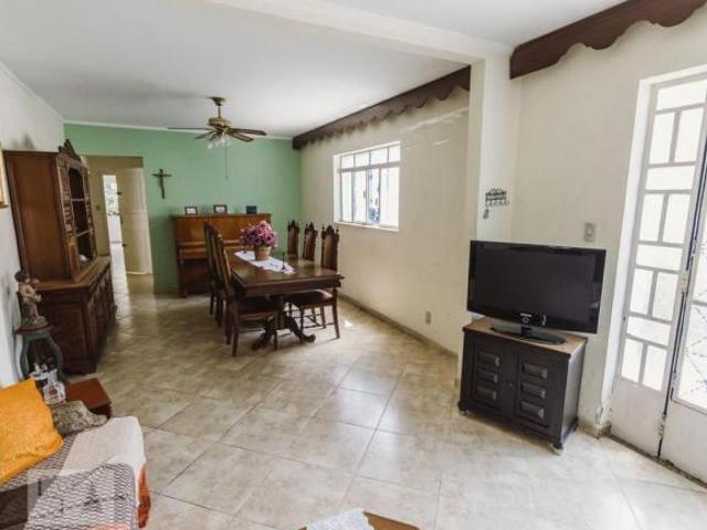 Casa à Venda Lapa, 6 Quartos, 250 m2