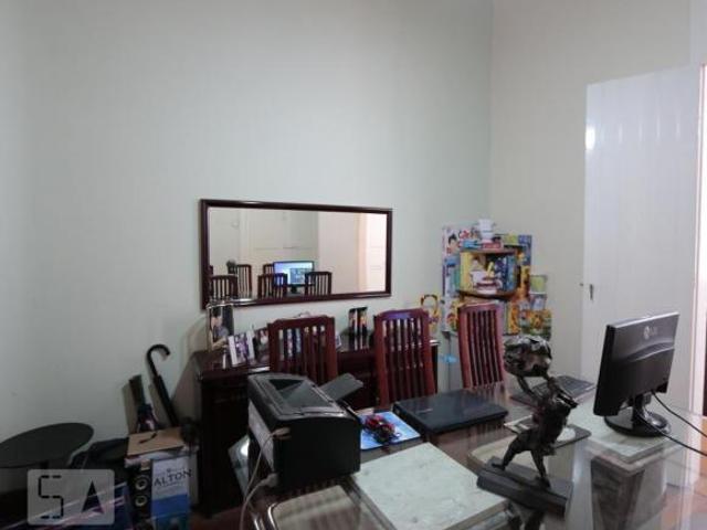 Casa à Venda Lapa, 2 Quartos, 250 m2