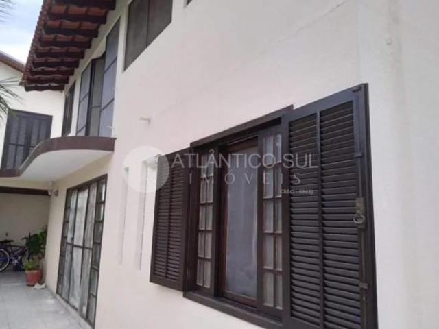 Casa à venda, Leblon, com 05 quartos PONTAL DO PARANA PR