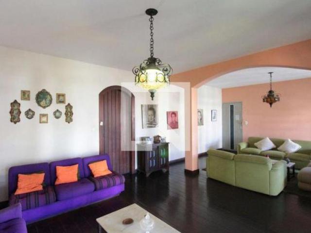 Casa à Venda Liberdade, 5 Quartos, 359 m² Belo Horizonte