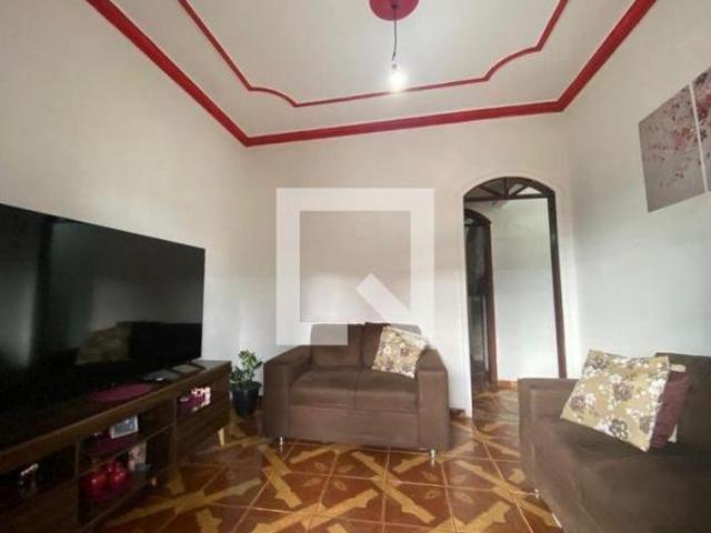 Casa à Venda Lindéia, 8 Quartos, 136 m² Contagem