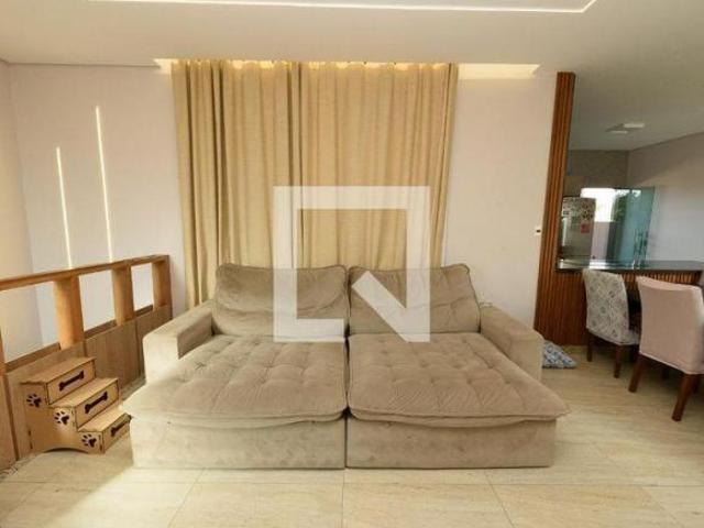 Casa à Venda Lindéia, 3 Quartos, 600 m² Contagem