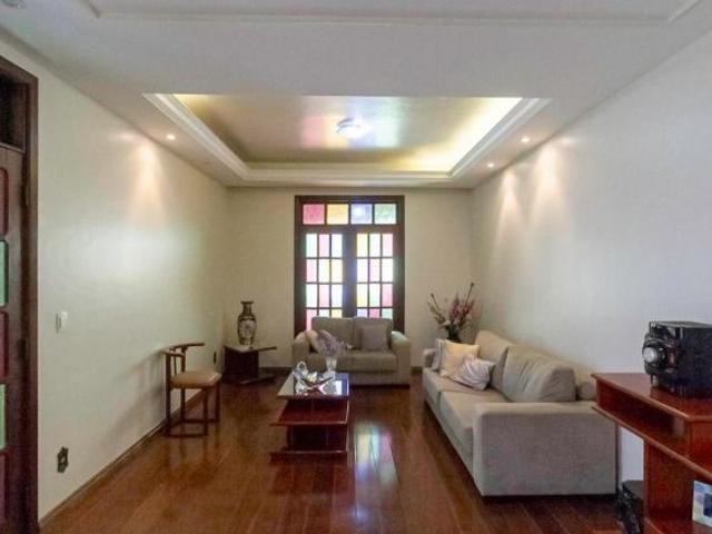 Casa à Venda Luxemburgo, 4 Quartos, 341 m2