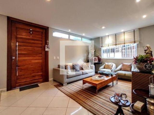 Casa à Venda Luxemburgo, 4 Quartos, 460 m² Belo Horizonte