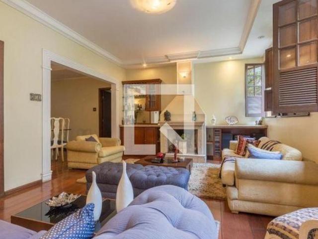 Casa à Venda Luxemburgo, 7 Quartos, 360 m² Belo Horizonte