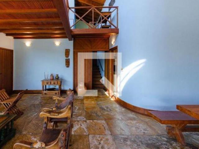 Casa à Venda Luxemburgo, 3 Quartos, 230 m² Belo Horizonte