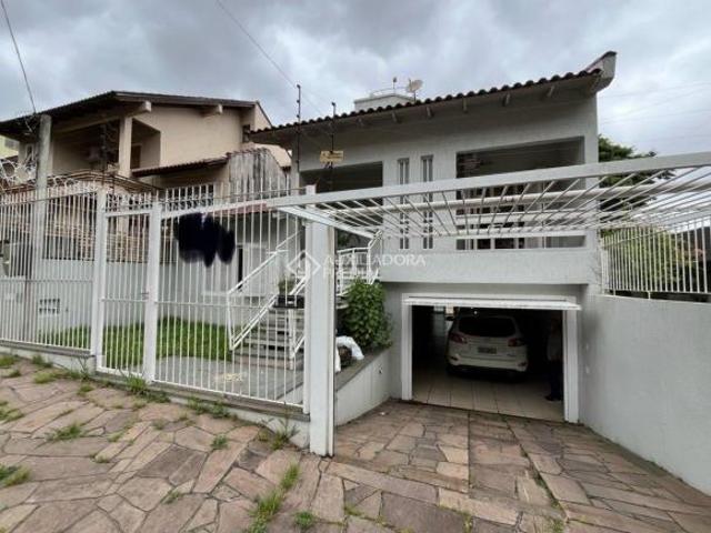 Casa á venda mobiliada localizada no coração do Centro de Canoas
