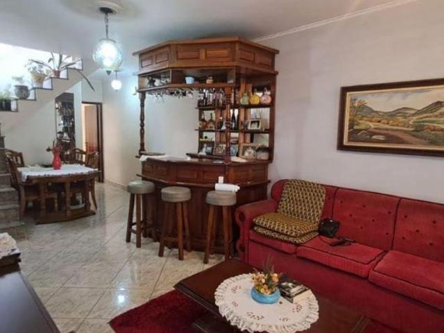 Casa à Venda Mobiliada | 170 m² | 3 dormitórios, 1 suíte | 2 vagas na Vila Maria!