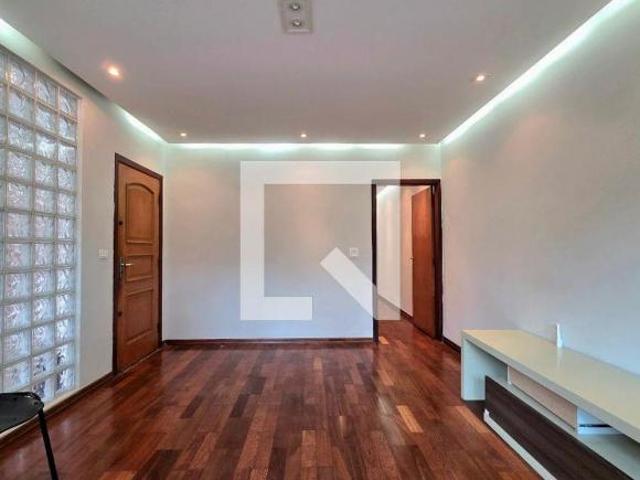 Casa à Venda Moema, 3 Quartos, 160 m2