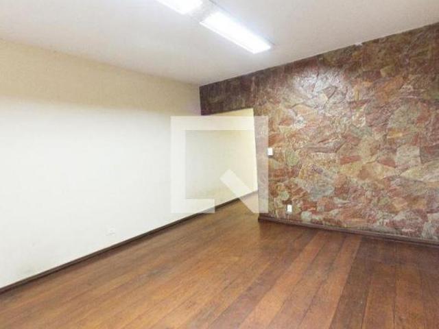 Casa à Venda Moema, 3 Quartos, 195 m² São Paulo