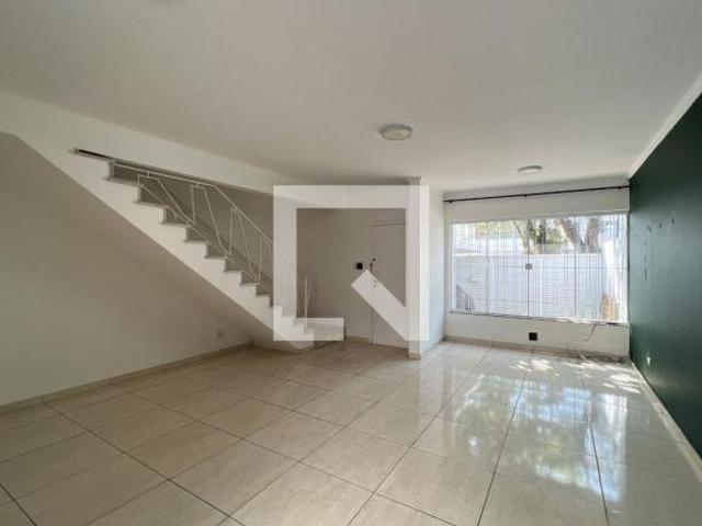 Casa à Venda Moema, 3 Quartos, 121 m2