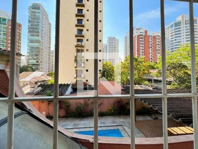 Casa à Venda Moema, 3 Quartos, 126 m2