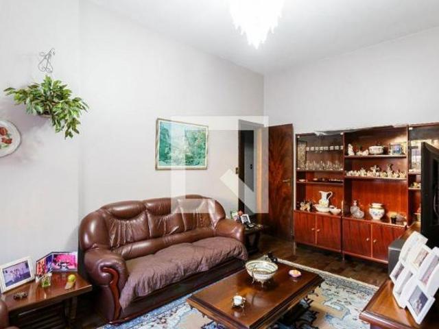 Casa à Venda Moema, 3 Quartos, 130 m2