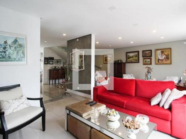 Casa à Venda Moema, 3 Quartos, 320 m2