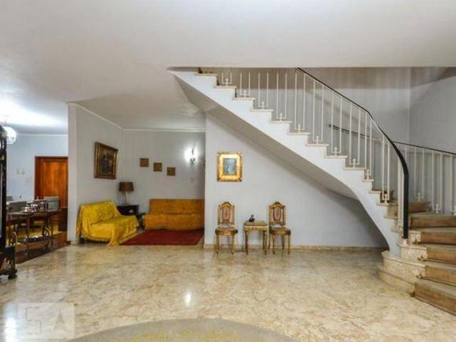 Casa à Venda Moema, 3 Quartos, 454 m² São Paulo