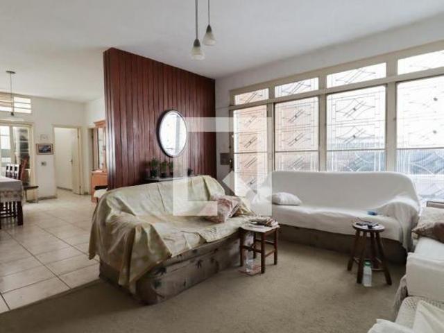 Casa à Venda Moema, 3 Quartos, 400 m2