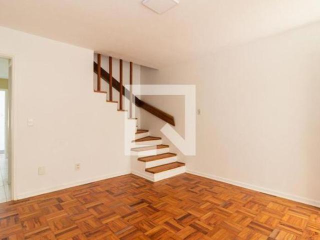 Casa à Venda Moema, 2 Quartos, 100 m² São Paulo
