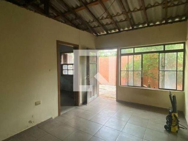 Casa à Venda Moema, 2 Quartos, 110 m² São Paulo