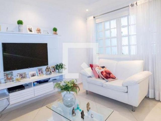 Casa à Venda Moema, 2 Quartos, 130 m2