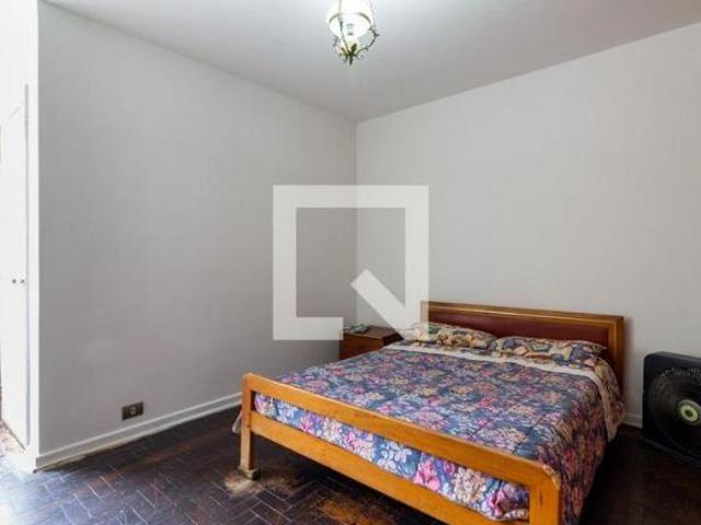 Casa à Venda Moema, 4 Quartos, 130 m2