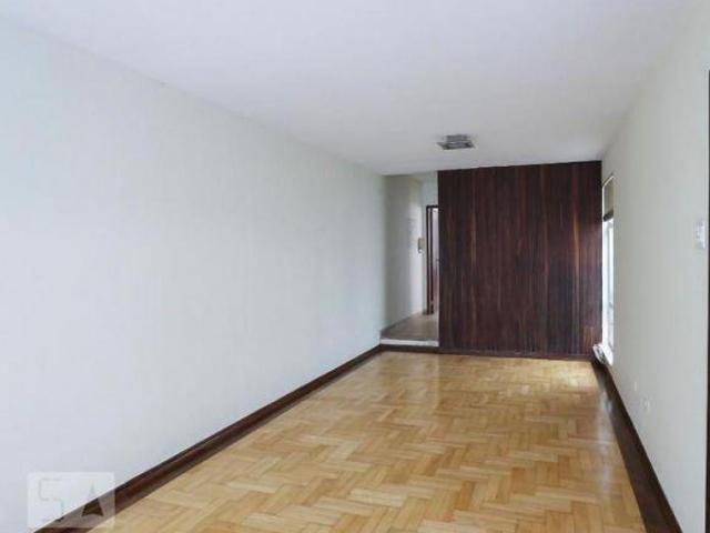 Casa à Venda Moema, 4 Quartos, 250 m2