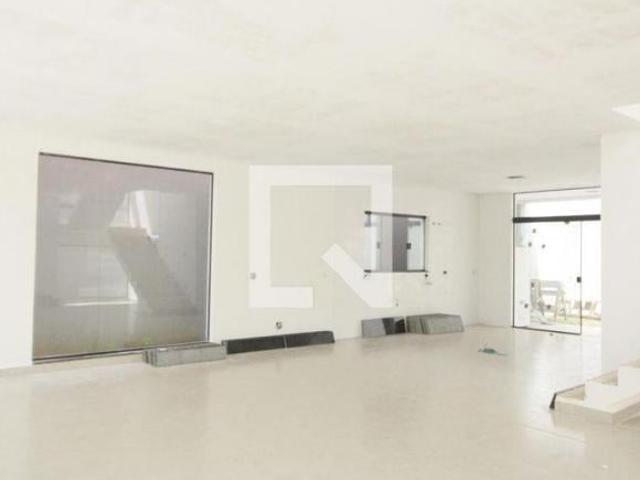 Casa à Venda Moema, 4 Quartos, 377 m² São Paulo