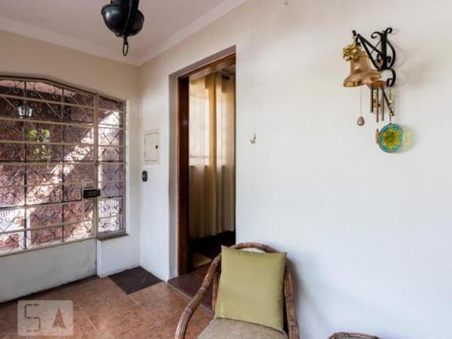 Casa à Venda Moema, 4 Quartos, 300 m2
