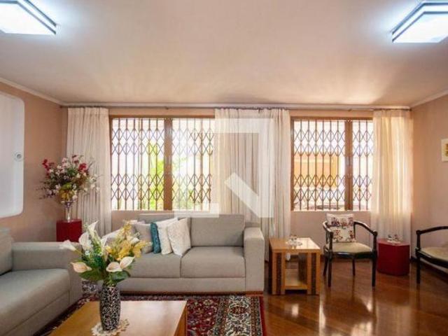 Casa à Venda Moema, 4 Quartos, 450 m² São Paulo