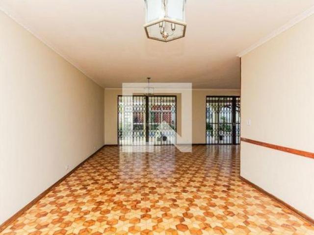 Casa à Venda Moema, 4 Quartos, 400 m² São Paulo