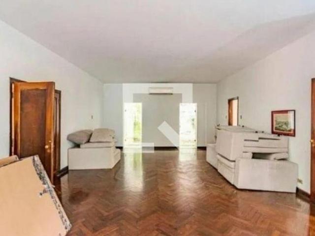 Casa à Venda Moema, 4 Quartos, 420 m² São Paulo