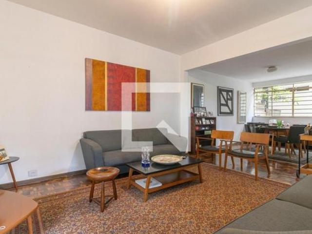 Casa à Venda Moema, 5 Quartos, 220 m2