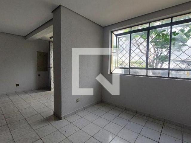 Casa à Venda Moema, 5 Quartos, 230 m2