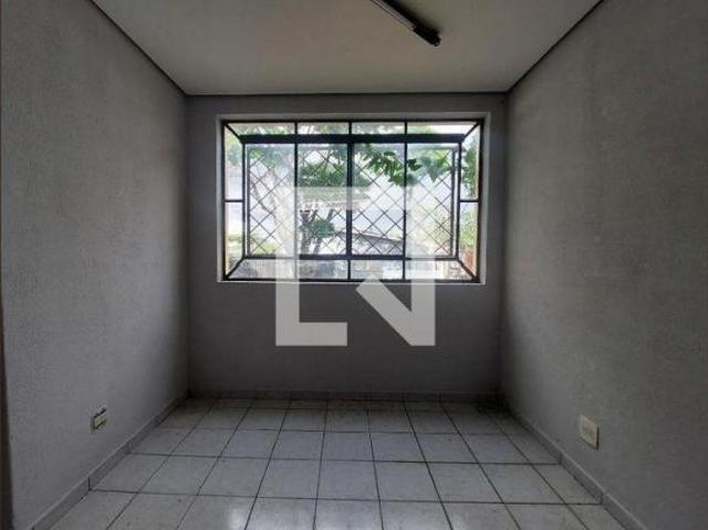 Casa à Venda Moema, 5 Quartos, 230 m² São Paulo