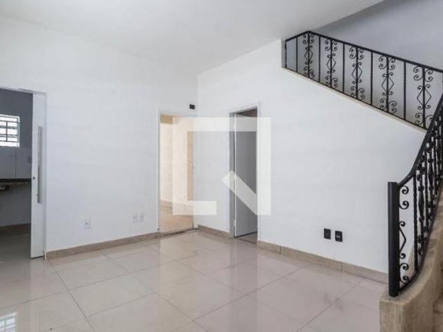 Casa à Venda Moema, 5 Quartos, 306 m² São Paulo