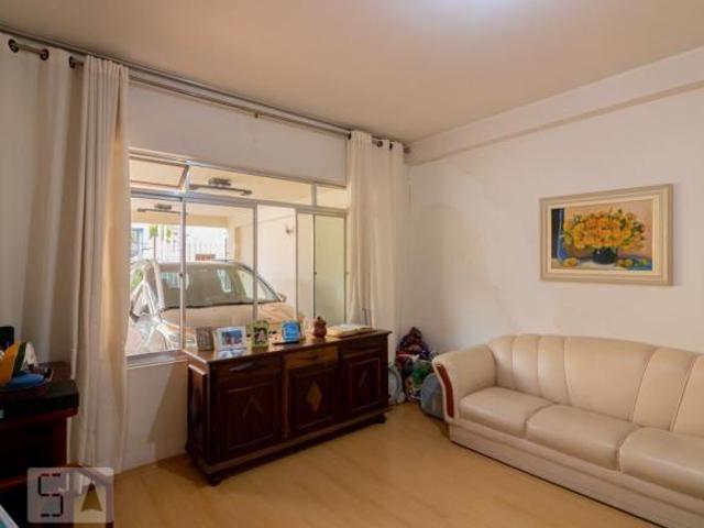 Casa à Venda Moema, 6 Quartos, 160 m2