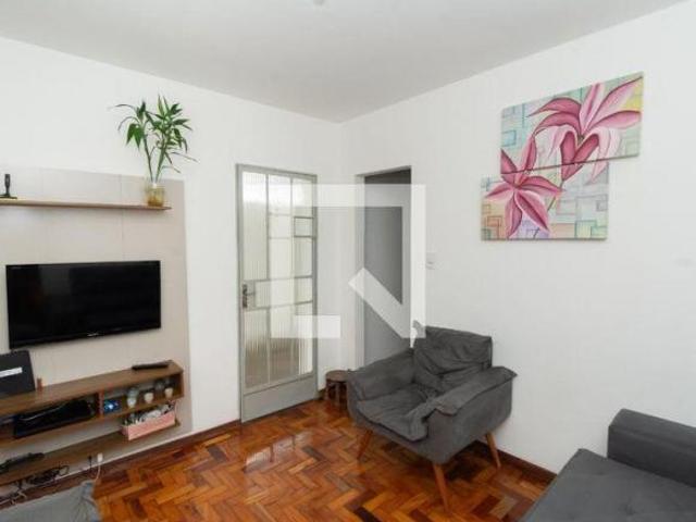 Casa à Venda Monte Castelo, 3 Quartos, 360 m² Contagem