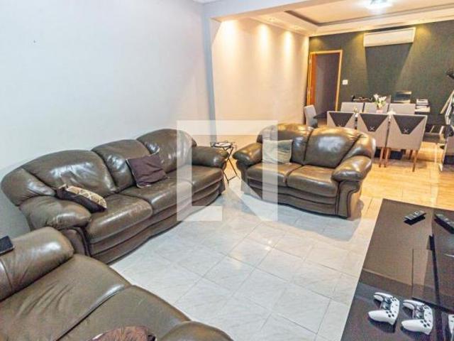 Casa à Venda Mooca, 3 Quartos, 240 m2