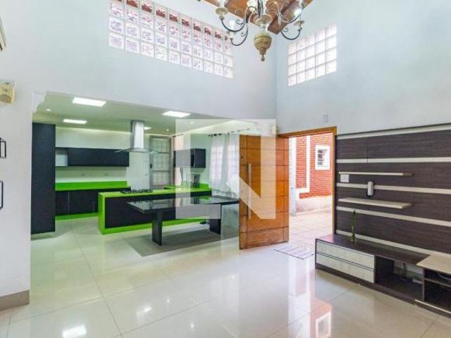 Casa à Venda Mooca, 3 Quartos, 210 m2