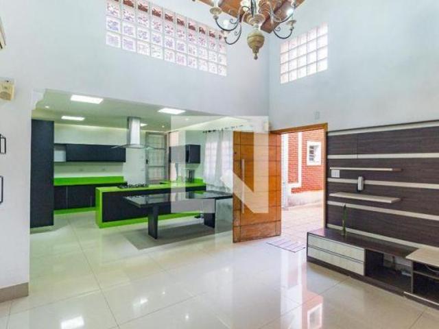 Casa à Venda Mooca, 3 Quartos, 210 m² São Paulo