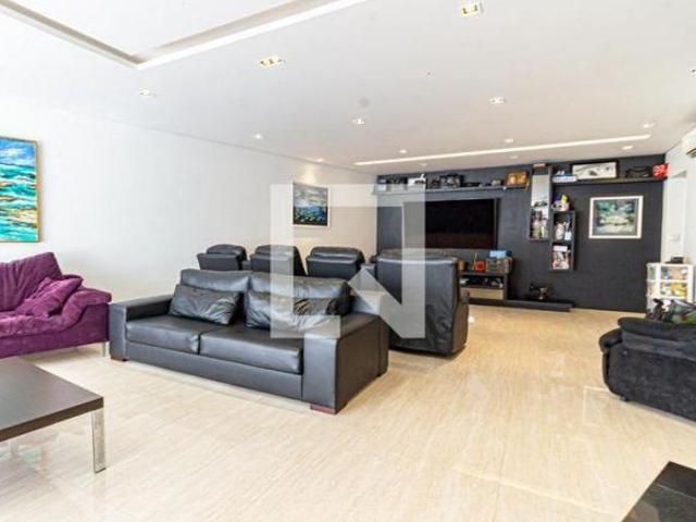 Casa à Venda Mooca, 3 Quartos, 480 m² São Paulo