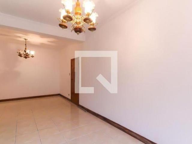 Casa à Venda Mooca, 2 Quartos, 180 m2