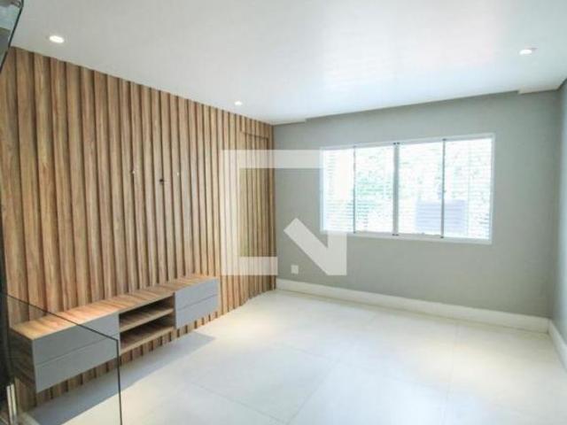 Casa à Venda Mooca, 2 Quartos, 123 m2