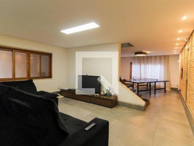 Casa à Venda Mooca, 4 Quartos, 194 m2