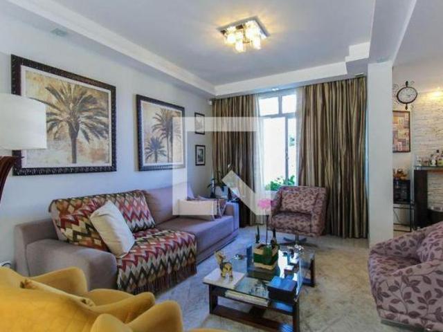 Casa à Venda Mooca, 4 Quartos, 300 m² São Paulo